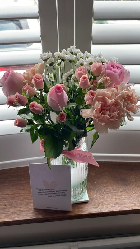 Flower Delivery Edinburgh | Fresh Bouquets, Free Delivery - MyFlowers